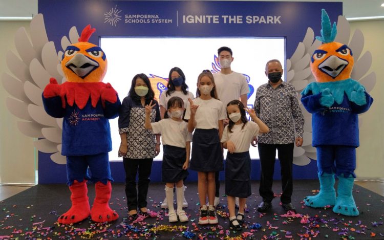 Terinspirasi Elang Jawa, Sampoerna School System Perkenalkan Maskot Baru